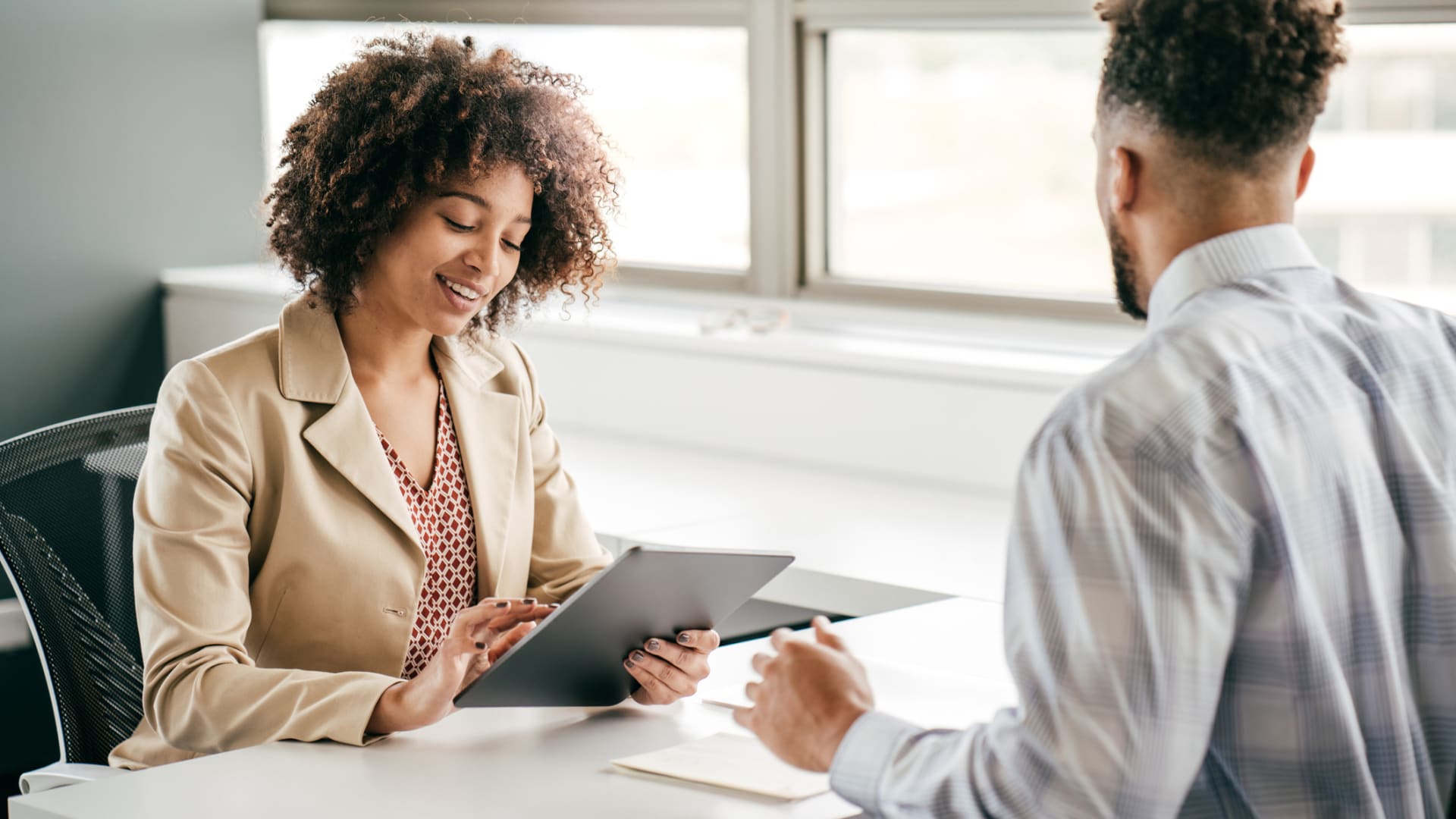 17 ways to avoid uncomfortable questions.